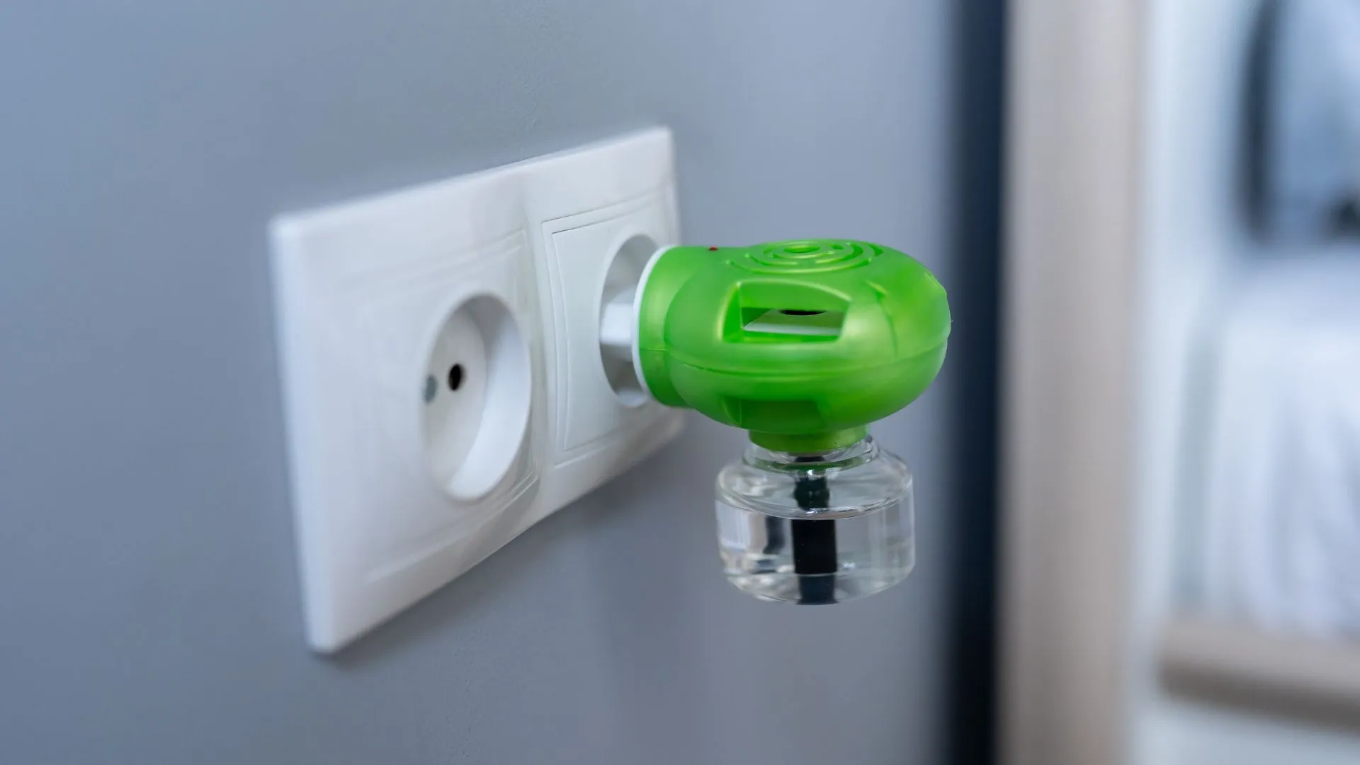 Are Electric Mosquito Repellents Safe for Your Health? – PHOOL
